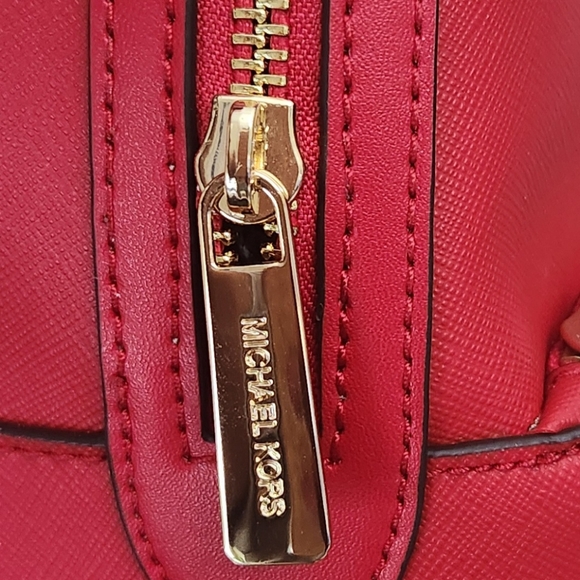 MICHAEL Michael Kors | Bags | Michael Kors Nwt Sheila Medium Bright Red ...